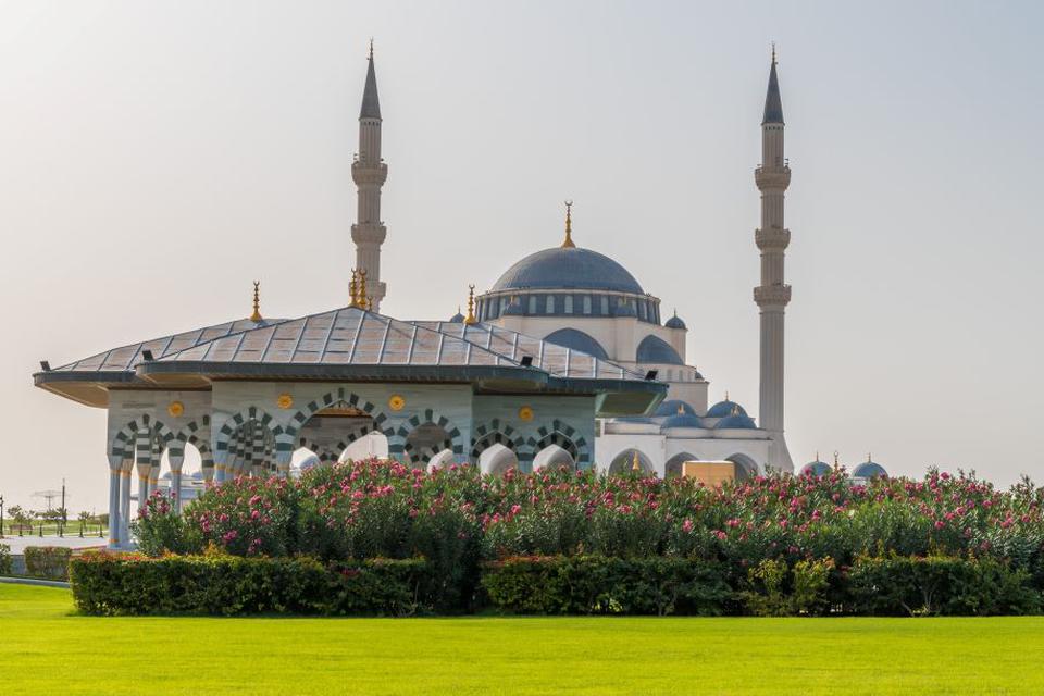 Sharjah City Travel Guide | Tours & Hotel Bookings